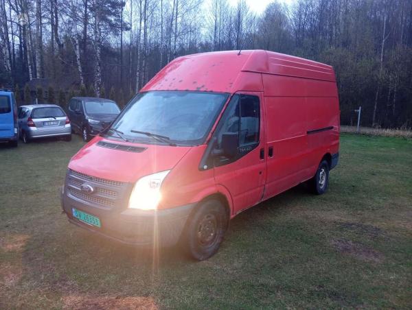 Red Ford Transit 2012 in Jonava, with an engine capacity of 2.20 L and mileage of 337 thousand km for 2000 €, photo 1 on AUTOMOTO.COM.LV