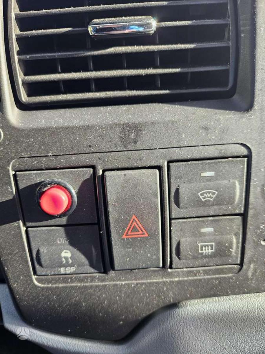 Red Ford Transit 2012 in Kaunas, with an engine capacity of 2.20 L and mileage of 485 thousand km for 7800 €, photo 10 on AUTOMOTO.COM.LV