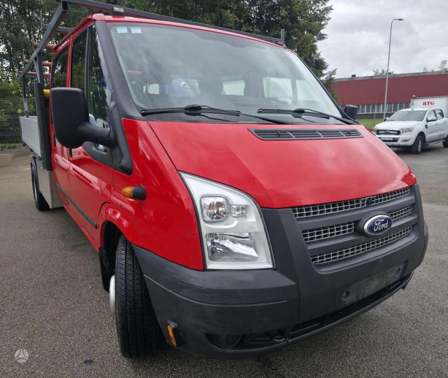 Sarkans Ford Transit 2013 Marijampole, ar dzinēja tilpumu 2.20 L un nobraukumu 136 tūkst. km par 9550 €, foto 3 vietnē AUTOMOTO.COM.LV