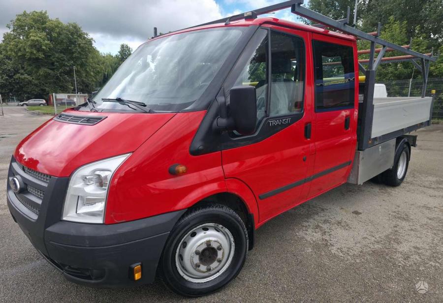 Sarkans Ford Transit 2013 Marijampole, ar dzinēja tilpumu 2.20 L un nobraukumu 136 tūkst. km par 9550 €, foto 8 vietnē AUTOMOTO.COM.LV
