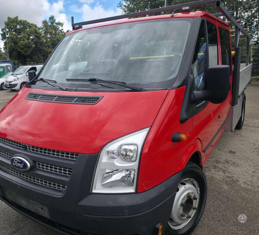 Sarkans Ford Transit 2013 Marijampole, ar dzinēja tilpumu 2.20 L un nobraukumu 136 tūkst. km par 9550 €, foto 9 vietnē AUTOMOTO.COM.LV