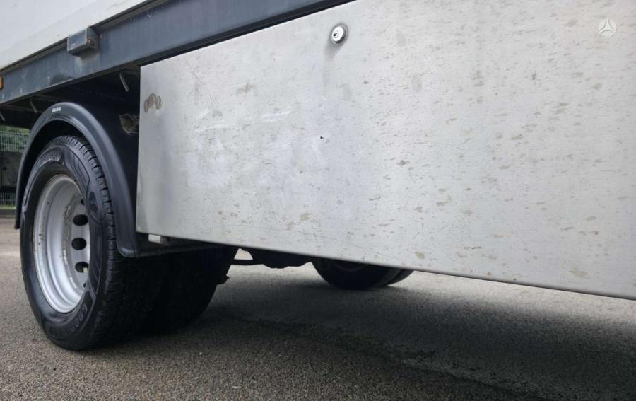 Sarkans Ford Transit 2013 Marijampole, ar dzinēja tilpumu 2.20 L un nobraukumu 136 tūkst. km par 9550 €, foto 17 vietnē AUTOMOTO.COM.LV