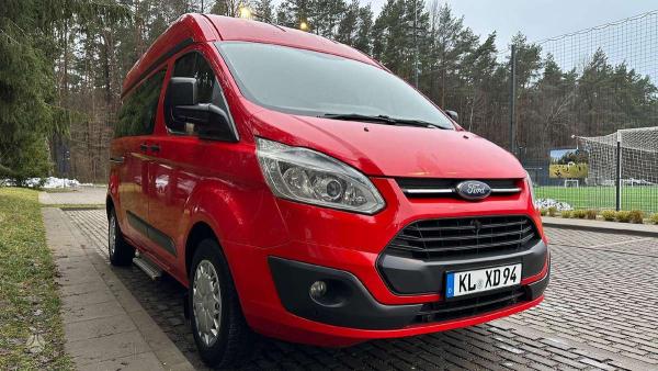 Red Ford Transit 2014 in Vilnius, with an engine capacity of 2.20 L and mileage of 255 thousand km for 7700 €, photo 3 on AUTOMOTO.COM.LV