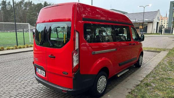 Red Ford Transit 2014 in Vilnius, with an engine capacity of 2.20 L and mileage of 255 thousand km for 7700 €, photo 6 on AUTOMOTO.COM.LV