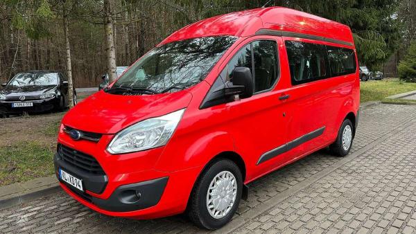 Red Ford Transit 2014 in Vilnius, with an engine capacity of 2.20 L and mileage of 255 thousand km for 7700 €, photo 10 on AUTOMOTO.COM.LV