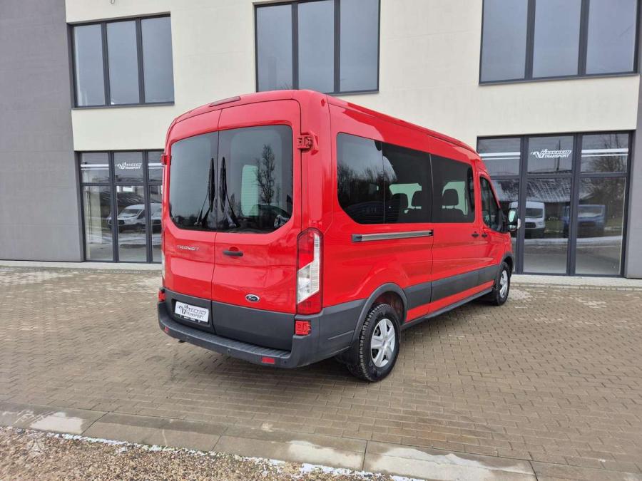 Red Ford Transit 2016 in Marijampole, with an engine capacity of 2.00 L and mileage of 242 thousand km for 13500 €, photo 4 on AUTOMOTO.COM.LV