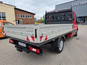 Red Ford Transit 2018 in Moletai, with an engine capacity of 2.00 L and mileage of 165 thousand km for 13900 €, photo 4 on AUTOMOTO.COM.LV