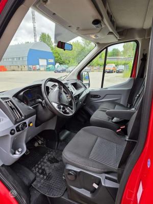 Red Ford Transit 2018 in Moletai, with an engine capacity of 2.00 L and mileage of 165 thousand km for 13900 €, photo 6 on AUTOMOTO.COM.LV
