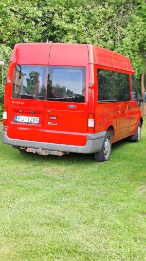 Red Ford Transit 2001 in Kuldiga, with an engine capacity of 2.00 L and mileage of 450 thousand km for 1800 €, photo 4 on AUTOMOTO.COM.LV