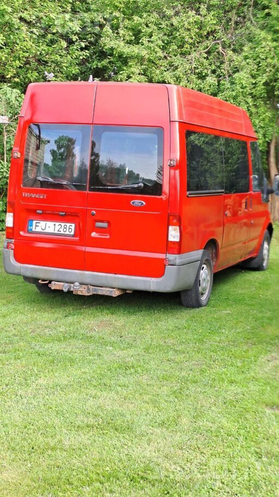 Red Ford Transit 2001 in Kuldiga, with an engine capacity of 2.00 L and mileage of 450 thousand km for 1800 €, photo 4 on AUTOMOTO.COM.LV