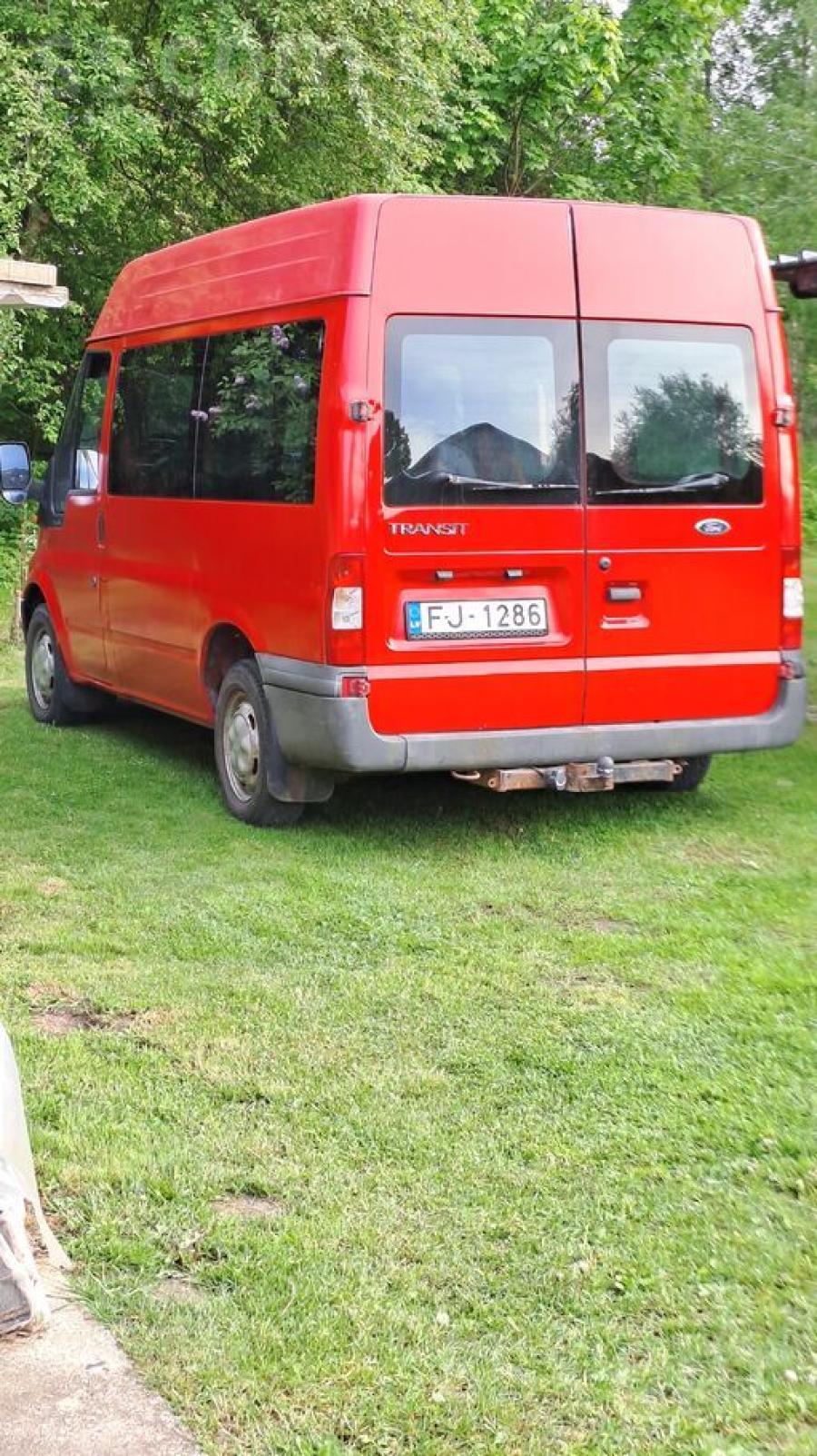 Red Ford Transit 2001 in Kuldiga, with an engine capacity of 2.00 L and mileage of 450 thousand km for 1800 €, photo 5 on AUTOMOTO.COM.LV