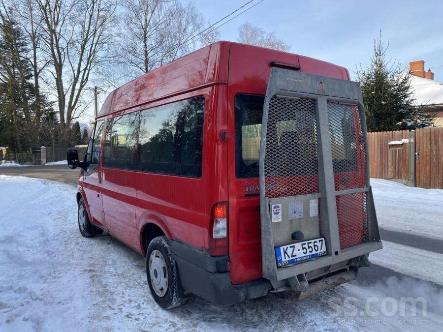 Sarkans Ford Transit 2008 Rīga, ar dzinēja tilpumu 2.20 L un nobraukumu 356 tūkst. km par 3250 €, foto 3 vietnē AUTOMOTO.COM.LV