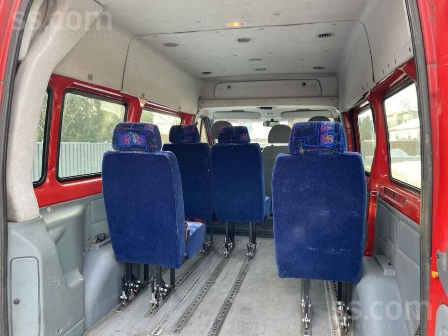 Sarkans Ford Transit 2008 Rīga, ar dzinēja tilpumu 2.20 L un nobraukumu 356 tūkst. km par 3250 €, foto 13 vietnē AUTOMOTO.COM.LV
