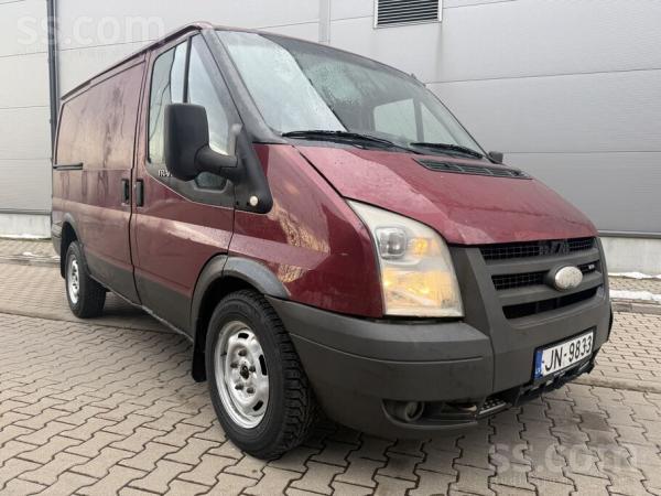 Sarkans Ford Transit 2009 Rīga, ar dzinēja tilpumu 2.20 L un nobraukumu 409 tūkst. km par 2500 €, foto 1 vietnē AUTOMOTO.COM.LV