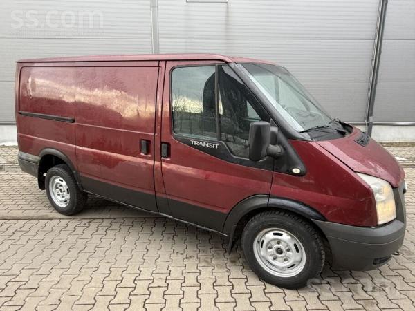 Sarkans Ford Transit 2009 Rīga, ar dzinēja tilpumu 2.20 L un nobraukumu 409 tūkst. km par 2500 €, foto 5 vietnē AUTOMOTO.COM.LV