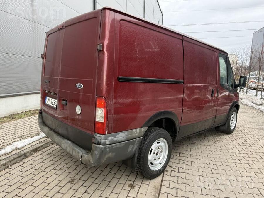 Red Ford Transit 2009 in Riga, with an engine capacity of 2.20 L and mileage of 409 thousand km for 2500 €, photo 8 on AUTOMOTO.COM.LV