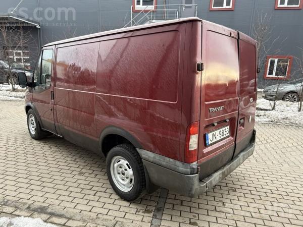 Sarkans Ford Transit 2009 Rīga, ar dzinēja tilpumu 2.20 L un nobraukumu 409 tūkst. km par 2500 €, foto 9 vietnē AUTOMOTO.COM.LV