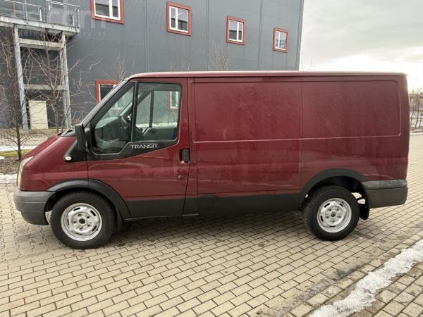 Sarkans Ford Transit 2009 Rīga, ar dzinēja tilpumu 2.20 L un nobraukumu 409 tūkst. km par 2500 €, foto 10 vietnē AUTOMOTO.COM.LV