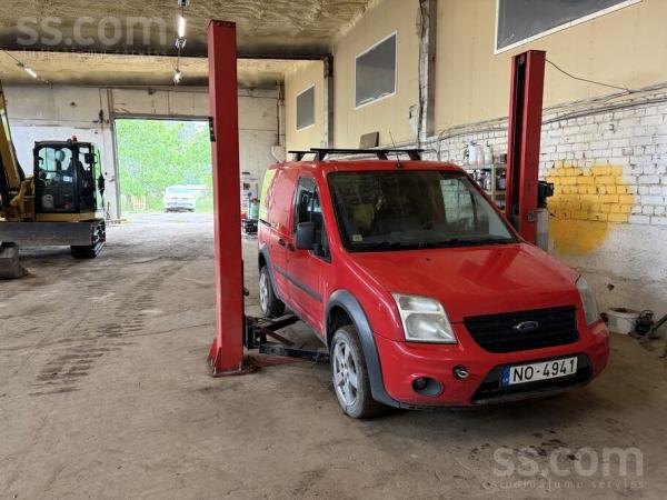 Красный Форд Транзит 2010 в Рига, объемом двигателя 1.80 л и пробегом 280 тыс. км за 1088 €, фото 1 на AUTOMOTO.COM.LV