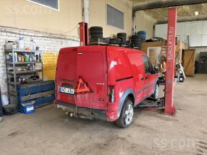 Sarkans Ford Transit 2010 Rīga, ar dzinēja tilpumu 1.80 L un nobraukumu 280 tūkst. km par 1088 €, foto 3 vietnē AUTOMOTO.COM.LV