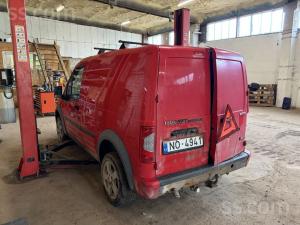 Sarkans Ford Transit 2010 Rīga, ar dzinēja tilpumu 1.80 L un nobraukumu 280 tūkst. km par 1088 €, foto 4 vietnē AUTOMOTO.COM.LV