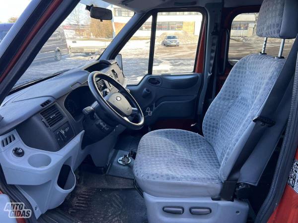 Sarkans Ford Transit 2011 Panevēža, ar dzinēja tilpumu 2.20 L un nobraukumu 136 tūkst. km par 4850 €, foto 9 vietnē AUTOMOTO.COM.LV