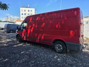 Red Ford Transit 2011 in Tallinn, with an engine capacity of 2.20 L and mileage of 592 thousand km for 1099 €, photo 5 on AUTOMOTO.COM.LV