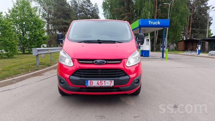 Red Ford Transit 2013 in Riga, with an engine capacity of 2.20 L and mileage of 337 thousand km for 5850 €, photo 4 on AUTOMOTO.COM.LV