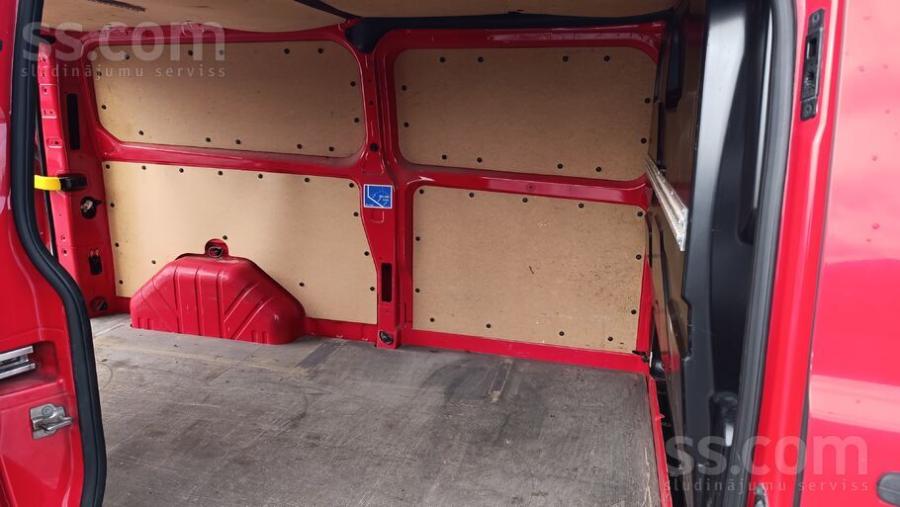 Red Ford Transit 2013 in Riga, with an engine capacity of 2.20 L and mileage of 337 thousand km for 5850 €, photo 9 on AUTOMOTO.COM.LV