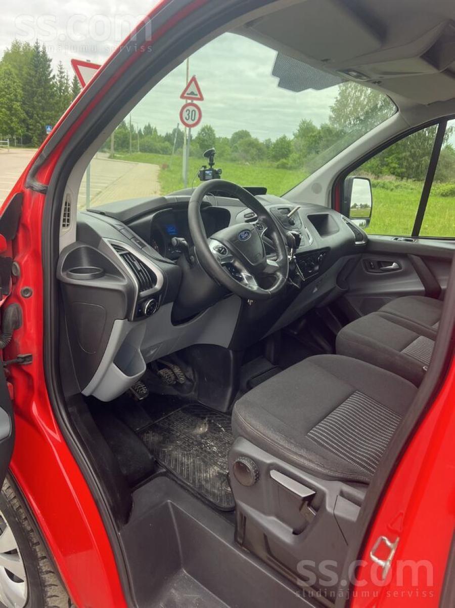 Sarkans Ford Transit 2015 Valka, ar dzinēja tilpumu 2.20 L un nobraukumu 338 tūkst. km par 6500 €, foto 4 vietnē AUTOMOTO.COM.LV