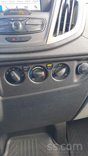 Sarkans Ford Transit 2018 Tukums, ar dzinēja tilpumu 2.00 L un nobraukumu 266 tūkst. km par 13800 €, foto 12 vietnē AUTOMOTO.COM.LV