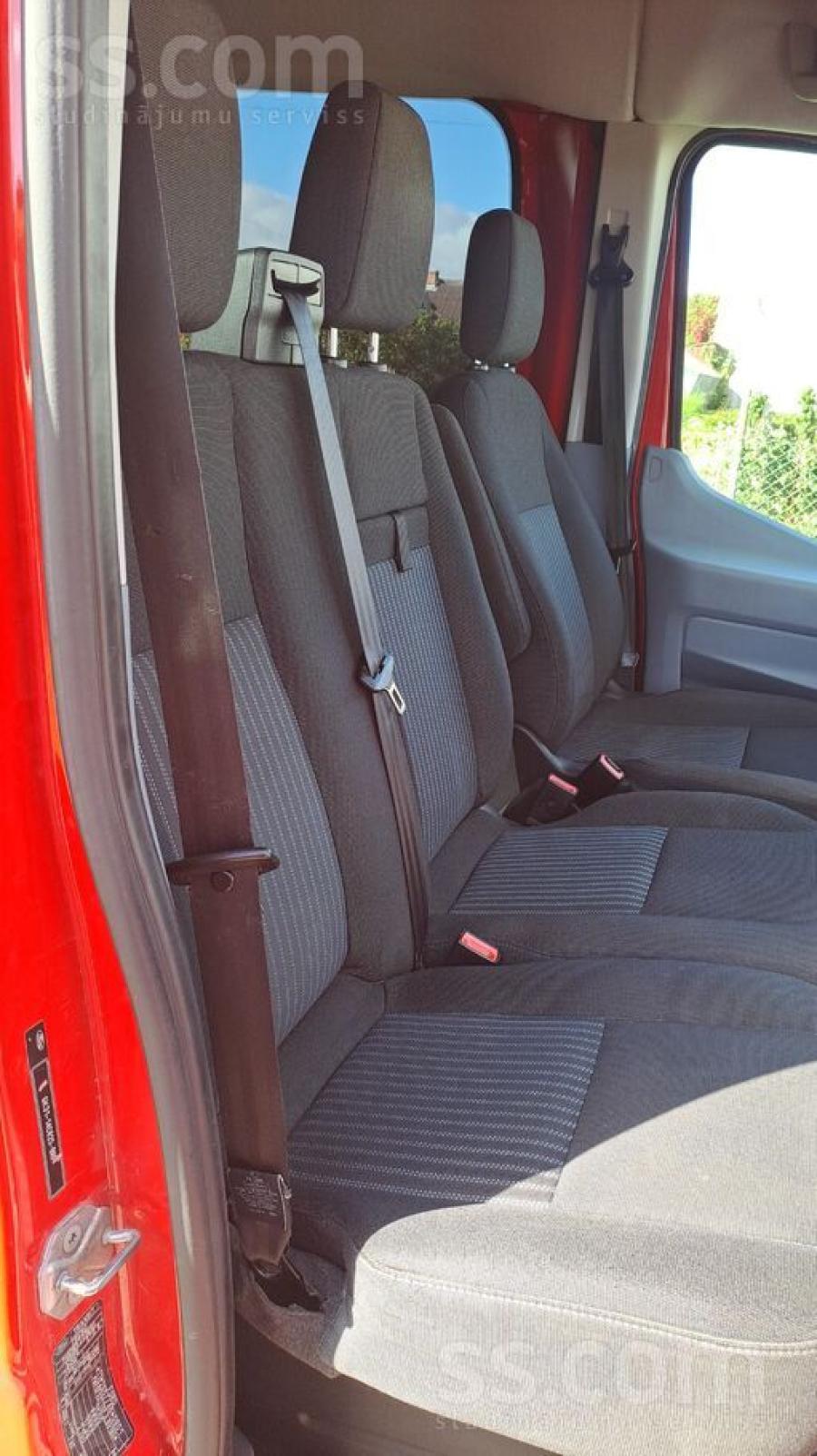 Sarkans Ford Transit 2018 Tukums, ar dzinēja tilpumu 2.00 L un nobraukumu 266 tūkst. km par 13800 €, foto 15 vietnē AUTOMOTO.COM.LV