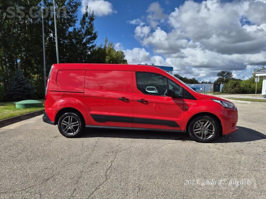 Red Ford Transit 2021 in Riga, with an engine capacity of 1.50 L and mileage of 315 thousand km for 7900 €, photo 5 on AUTOMOTO.COM.LV
