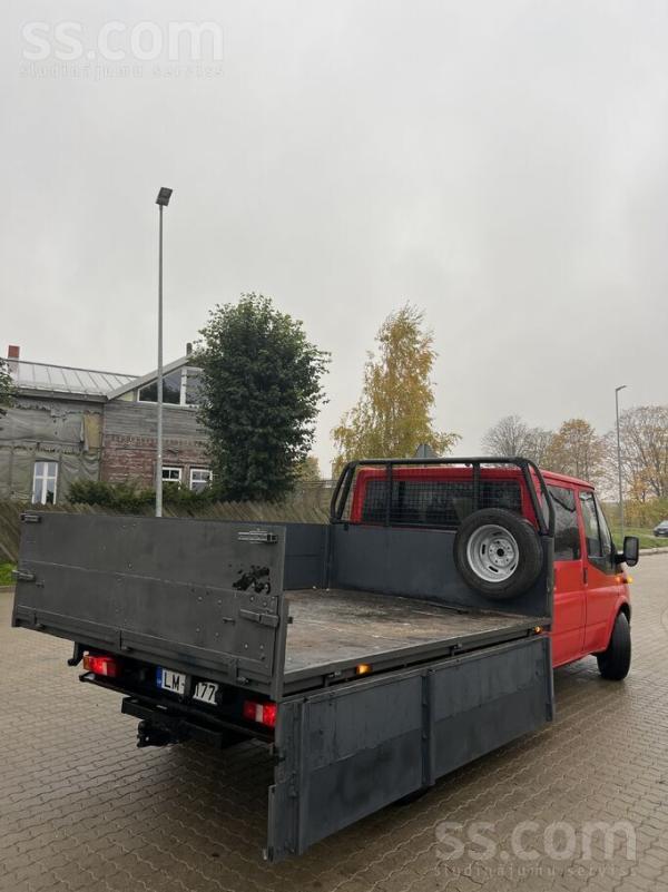 Red Ford Transit 2007 in Liepaja, with an engine capacity of 2.40 L and mileage of 240 thousand km for 4900 €, photo 6 on AUTOMOTO.COM.LV