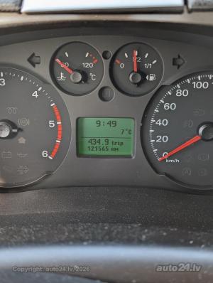Sarkans Ford Transit 2013 Tallina, ar dzinēja tilpumu 2.20 L un nobraukumu 122 tūkst. km par 8000 €, foto 8 vietnē AUTOMOTO.COM.LV