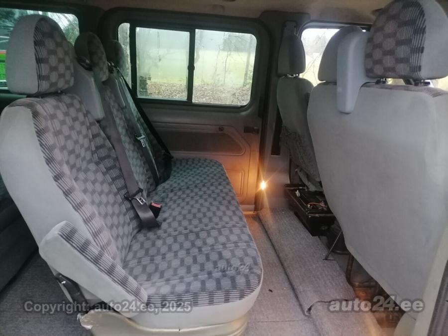 Ford Transit 2010 Rakvere, ar dzinēja tilpumu 2.20 L un nobraukumu 420 tūkst. km par 3200 €, foto 9 vietnē AUTOMOTO.COM.LV