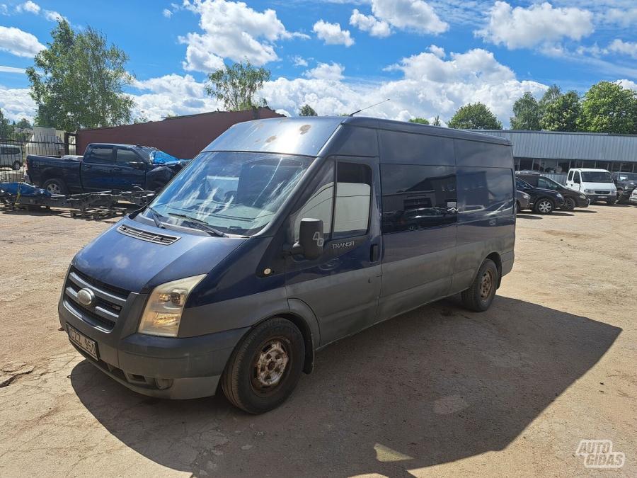 Ford Transit 2007 in Siauliai, with an engine capacity of 2.20 L and mileage of 392 thousand km for 2000 €, photo 3 on AUTOMOTO.COM.LV