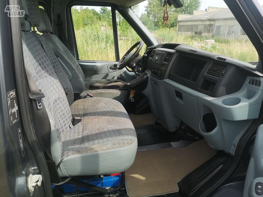 Ford Transit 2008 in Alytus, with an engine capacity of 2.40 L and mileage of 213 thousand km for 7200 €, photo 14 on AUTOMOTO.COM.LV