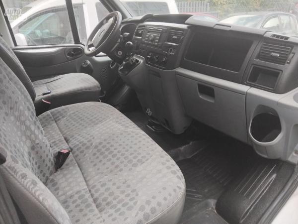 Ford Transit 2010 in Kaunas, with an engine capacity of 2.40 L and mileage of 428 thousand km for 4400 €, photo 5 on AUTOMOTO.COM.LV