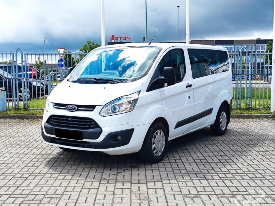 Ford Transit 2016 in Klaipeda, with an engine capacity of 2.20 L and mileage of 272 thousand km for 11000 €, photo 1 on AUTOMOTO.COM.LV