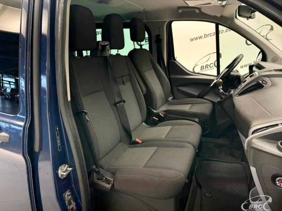 Ford Transit 2016 in Vilnius, with an engine capacity of 2.00 L and mileage of 243 thousand km for 8000 €, photo 6 on AUTOMOTO.COM.LV