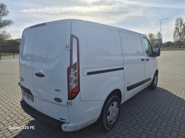 Ford Transit 2018 Tauragė, ar dzinēja tilpumu 2.00 L un nobraukumu 268 tūkst. km par 3900 €, foto 4 vietnē AUTOMOTO.COM.LV