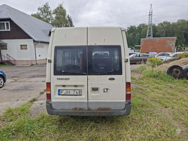 White Ford Transit 2000 in Kaunas, with an engine capacity of 2.40 L and mileage of 700 thousand km for 1200 €, photo 7 on AUTOMOTO.COM.LV