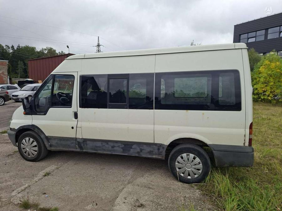White Ford Transit 2000 in Kaunas, with an engine capacity of 2.40 L and mileage of 700 thousand km for 1200 €, photo 13 on AUTOMOTO.COM.LV