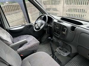 White Ford Transit 2002 in Vilnius, with an engine capacity of 2.40 L and mileage of 245 thousand km for 2200 €, photo 8 on AUTOMOTO.COM.LV