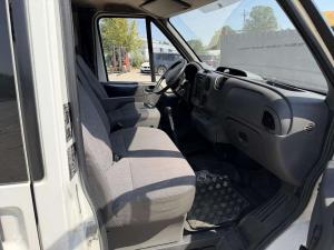 White Ford Transit 2003 in Siauliai, with an engine capacity of 2.00 L and mileage of 367 thousand km for 500 €, photo 6 on AUTOMOTO.COM.LV
