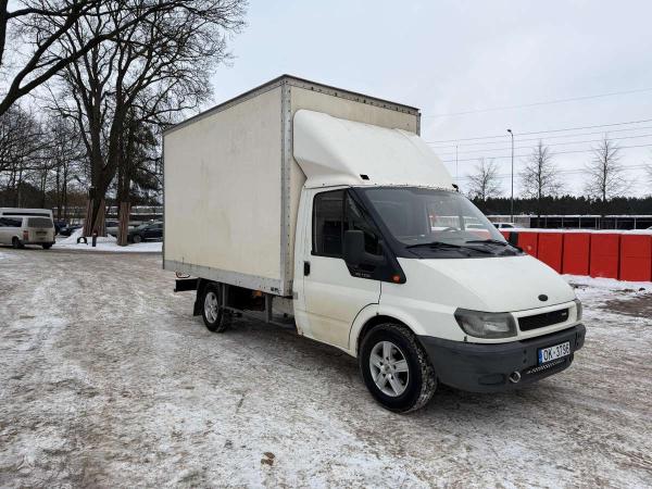 White Ford Transit 2005 in Riga, with an engine capacity of 2.40 L and mileage of 288 thousand km for 4840 €, photo 3 on AUTOMOTO.COM.LV