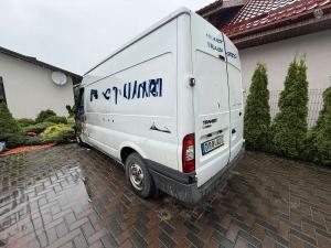 White Ford Transit 2005 in Vilnius, with an engine capacity of 2.20 L and mileage of 230 thousand km for 1050 €, photo 4 on AUTOMOTO.COM.LV