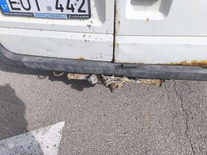 Balts Ford Transit 2005 Šauļi, ar dzinēja tilpumu 2.00 L un nobraukumu 569 tūkst. km par 1000 €, foto 9 vietnē AUTOMOTO.COM.LV