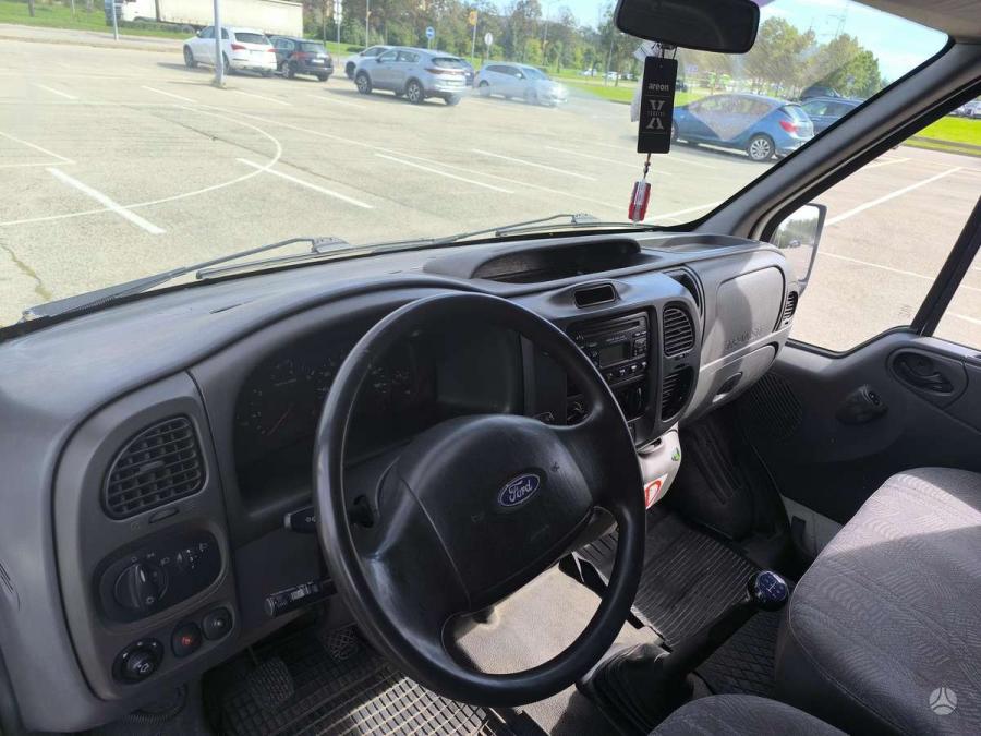 Balts Ford Transit 2005 Šauļi, ar dzinēja tilpumu 2.00 L un nobraukumu 569 tūkst. km par 1000 €, foto 17 vietnē AUTOMOTO.COM.LV
